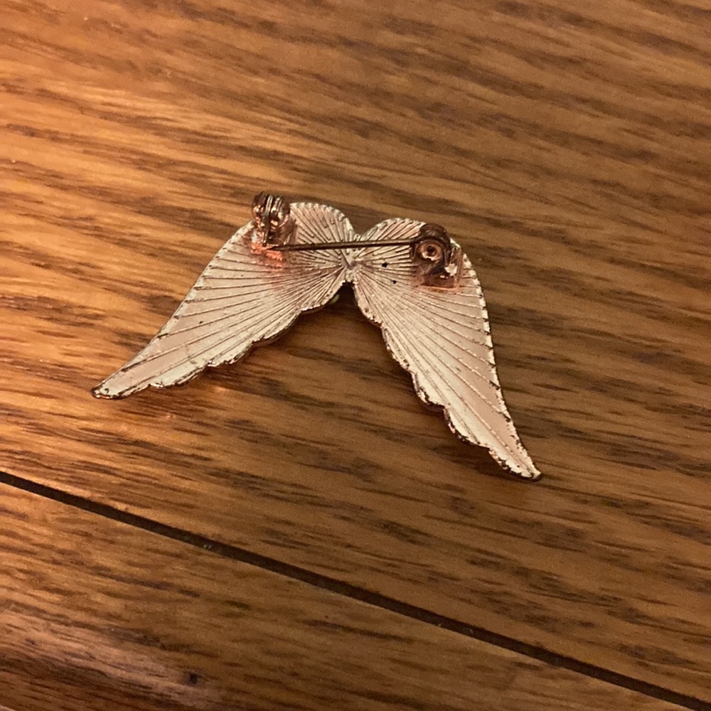 Victoria’s Secret Bling Angel Wings Brooch - Gem